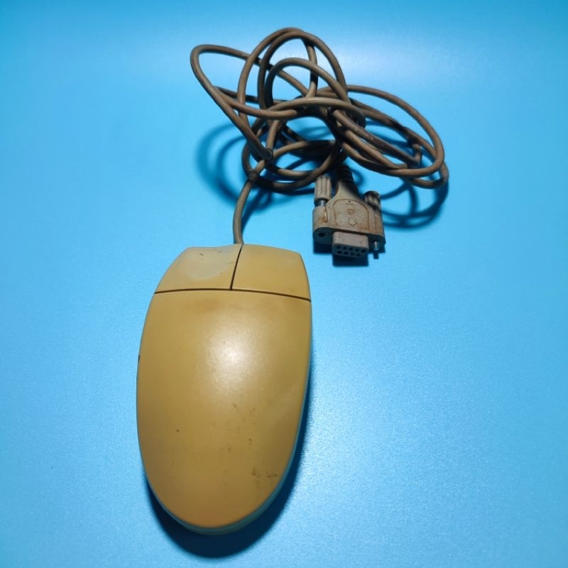 [Sưu tầm] Chuột bi cổ đại cổng serial (Vintage serial ball mouse ...