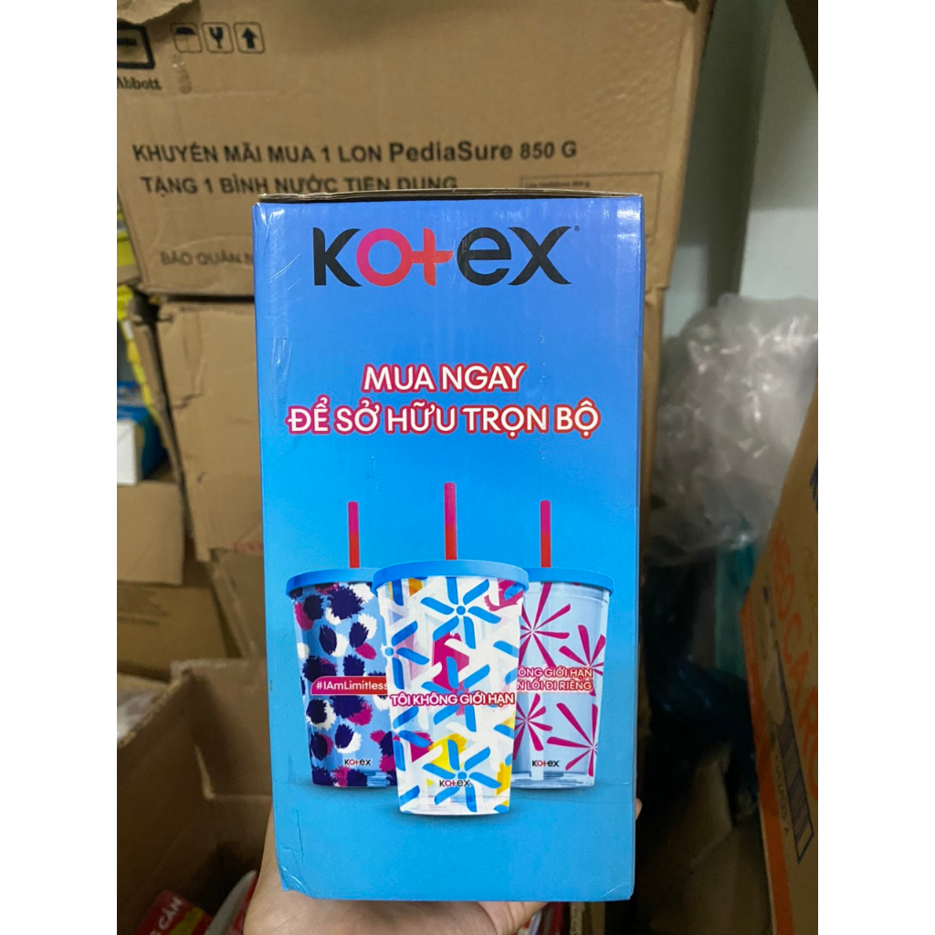 LY NHỰA 2 LỚP QUÀ TẶNG KOTEX | Shopee Việt Nam