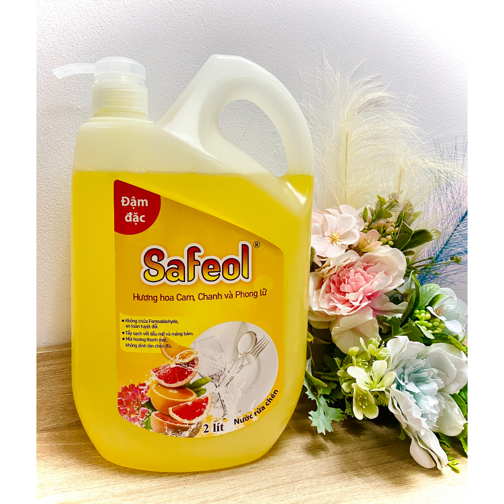 Nước rửa chén đậm đặc Safeol – Hương hoa Cam, Chanh và Phong lữ, Can 2 ...