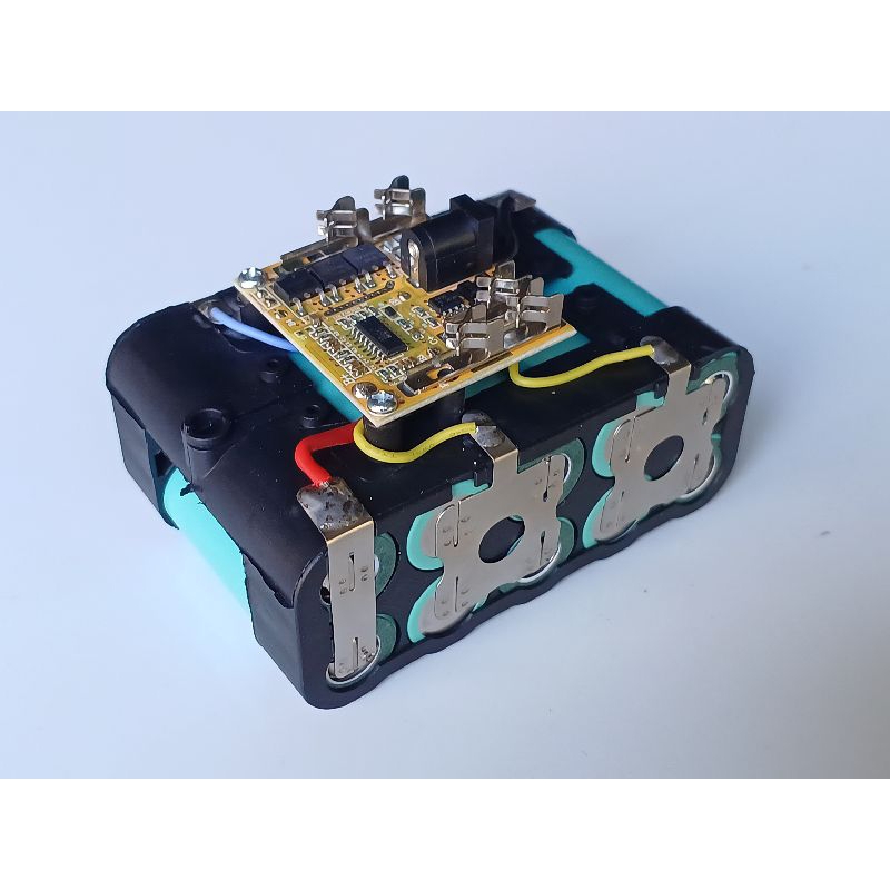 Pin 5S 21V 10 cell 4Ah xả cao Kèm mạch 65A chân makita đóng từ pin EVE ...