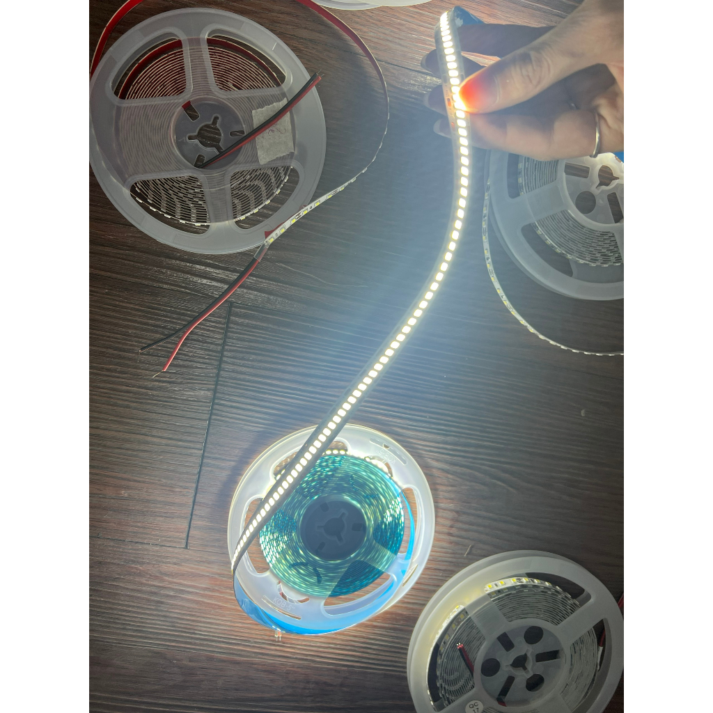 cuộn dây LED dán 12v 2835- 120 led/m | Shopee Việt Nam