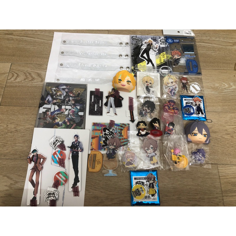 Tổng hợp CD, Lightstick, Standee, Figure,...Hypmic | Shopee Việt Nam