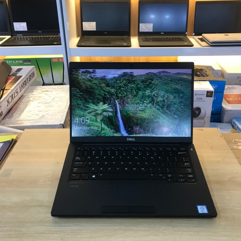 Máy tính Dell Latitude E7390 CPU INTEL Core i5-8350U, 8GB, 256GB, VGA ...