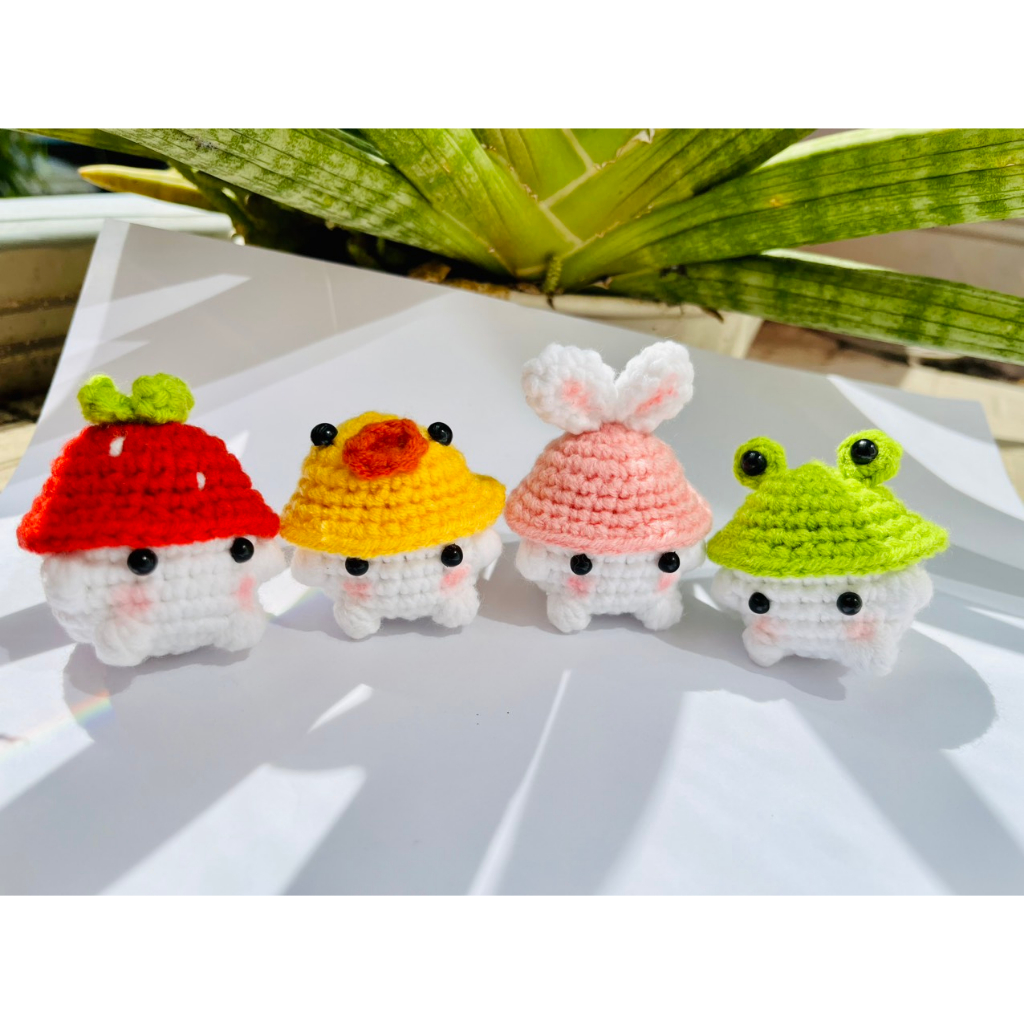 Móc khóa nấm đội mũ dâu/vịt/thỏ/ếch bằng len handmade | Shopee Việt Nam