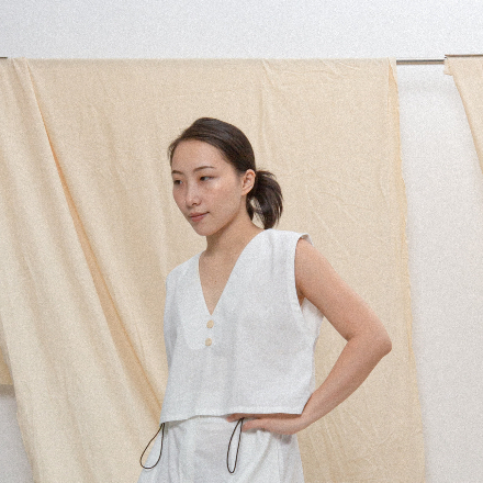 Rustea Sand Tank - Áo linen không tay cổ tim dáng lửng | Shopee Việt Nam