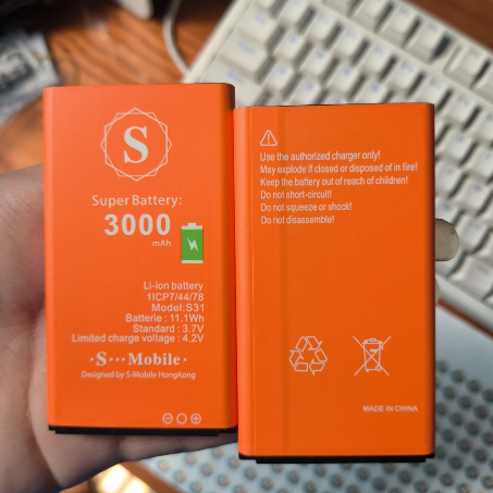 Pin đa năng 2500mAh BL-25bi, Dùng cho Masstel Fami 30, izi 50, izi T6, izi T5, Izi S2, izi T2 ...