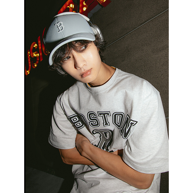 【MLB】 - Áo Thun Tay Ngắn Cổ Tròn Varsity Overfit Boston Red Sox ...