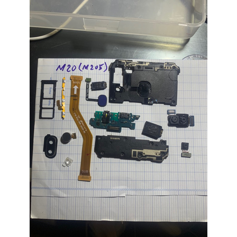 M20/khay sim/cáp nguồn/cam sau/cam trước/cáp nối main/nắp đậy main/đậy loa/Vân tay/main sạc/loa ...