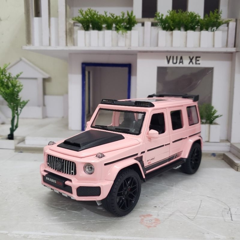 Mô hình xe Mercedes-AMG G800 Brabus tỉ lệ 1:22 có đèn và chạy cót ...
