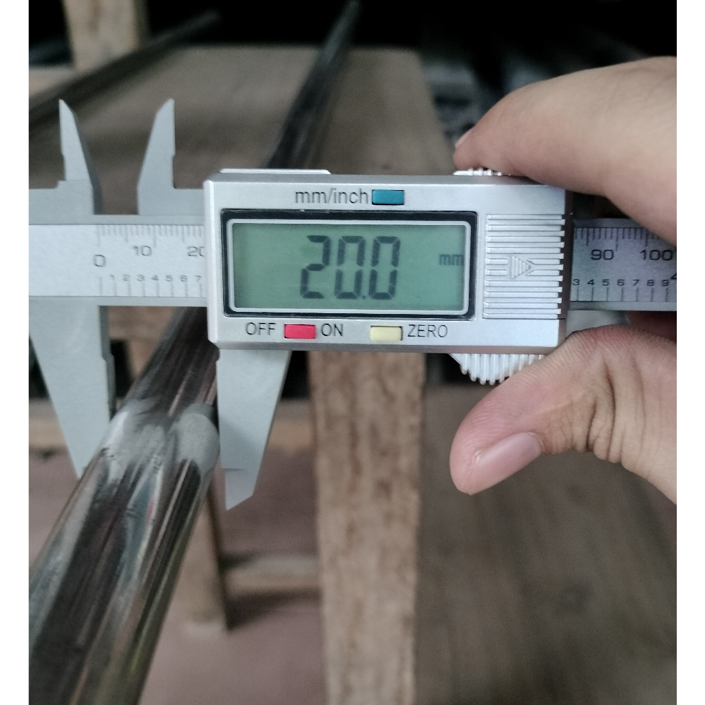 Trục tròn đặc Inox 304 đường kính 16, 18, 20, 22, 25mm (dài 0.5m/1m) | Shopee Việt Nam