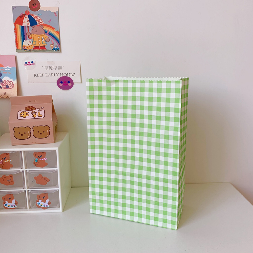 Túi giấy đựng quà mini cute mẫu 5, giấy gói hàng họa tiết caro ...