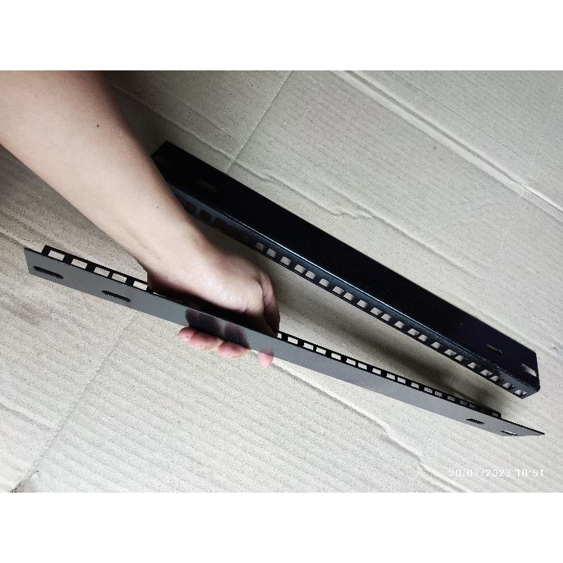 (không kèm ốc) 1 Thanh tiêu chuẩn lắp cho tủ mạng 10u, tủ rack 10u ...