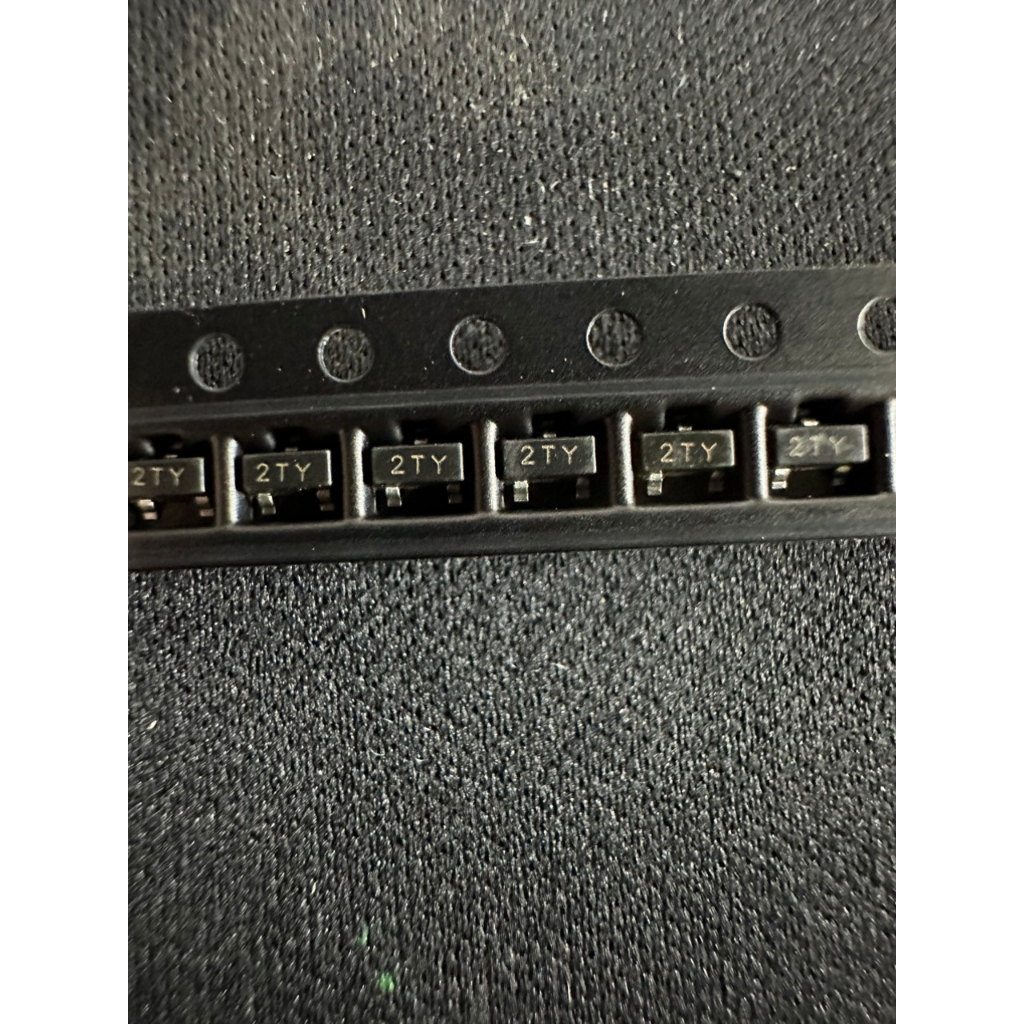 Tran SMD CODE 2TY S8550 8550 PNP 0.5A 25V SOT-23 DÁN (GÓI 20 CON ...