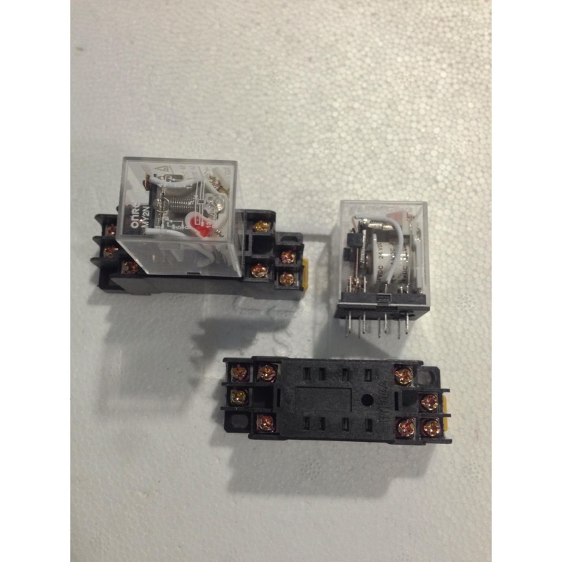 relay trung gian 8 chân kèm đế hãng ABB 24v dc | Shopee Việt Nam