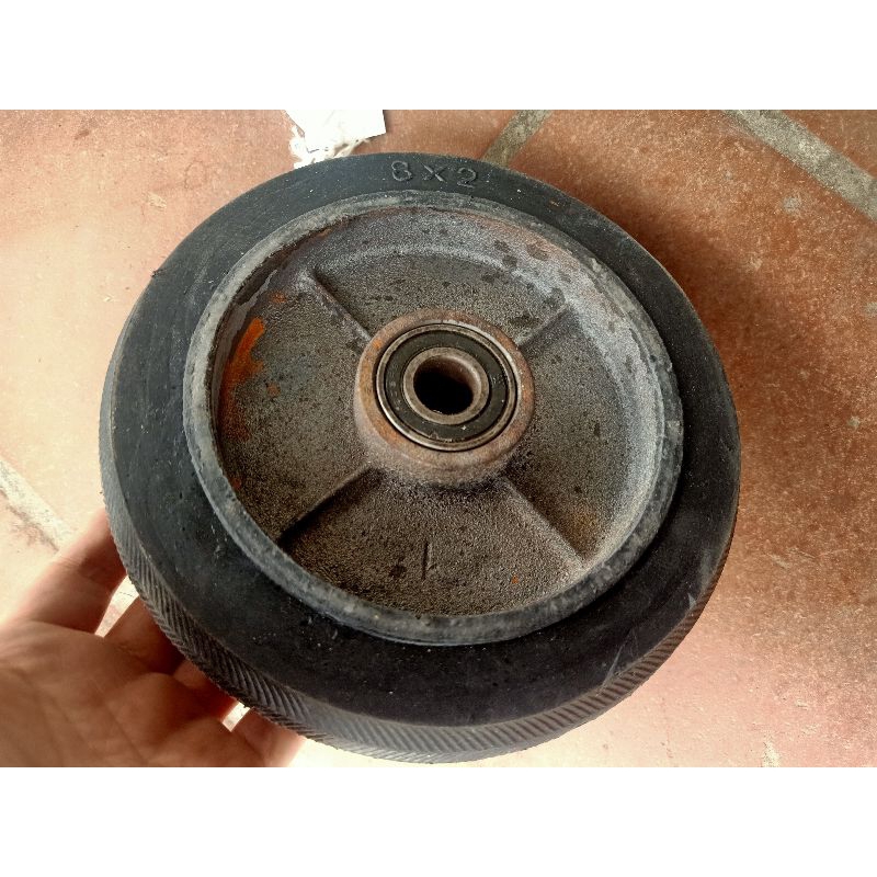 bánh gang từ 15-20cm cho xe điện trẻ em | Shopee Việt Nam