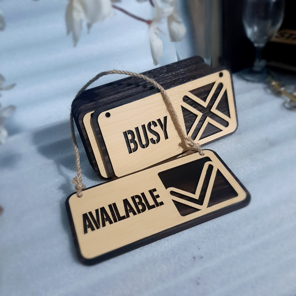 (2 trong 1) Bảng hiệu gỗ Available&Busy,decor cửa Phòng họp,VP, có dây ...