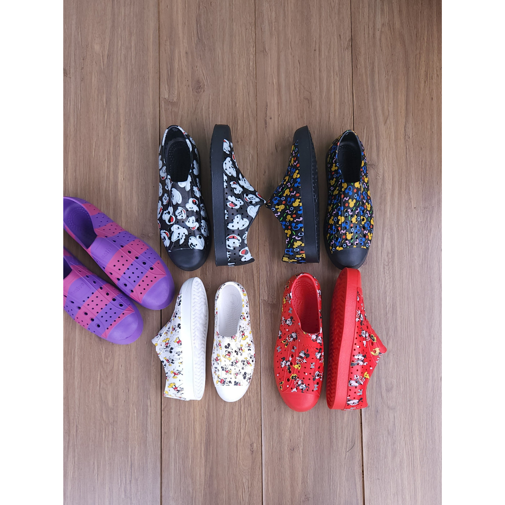 Giày nhựa Native xịn có họa tiết | Shopee Việt Nam