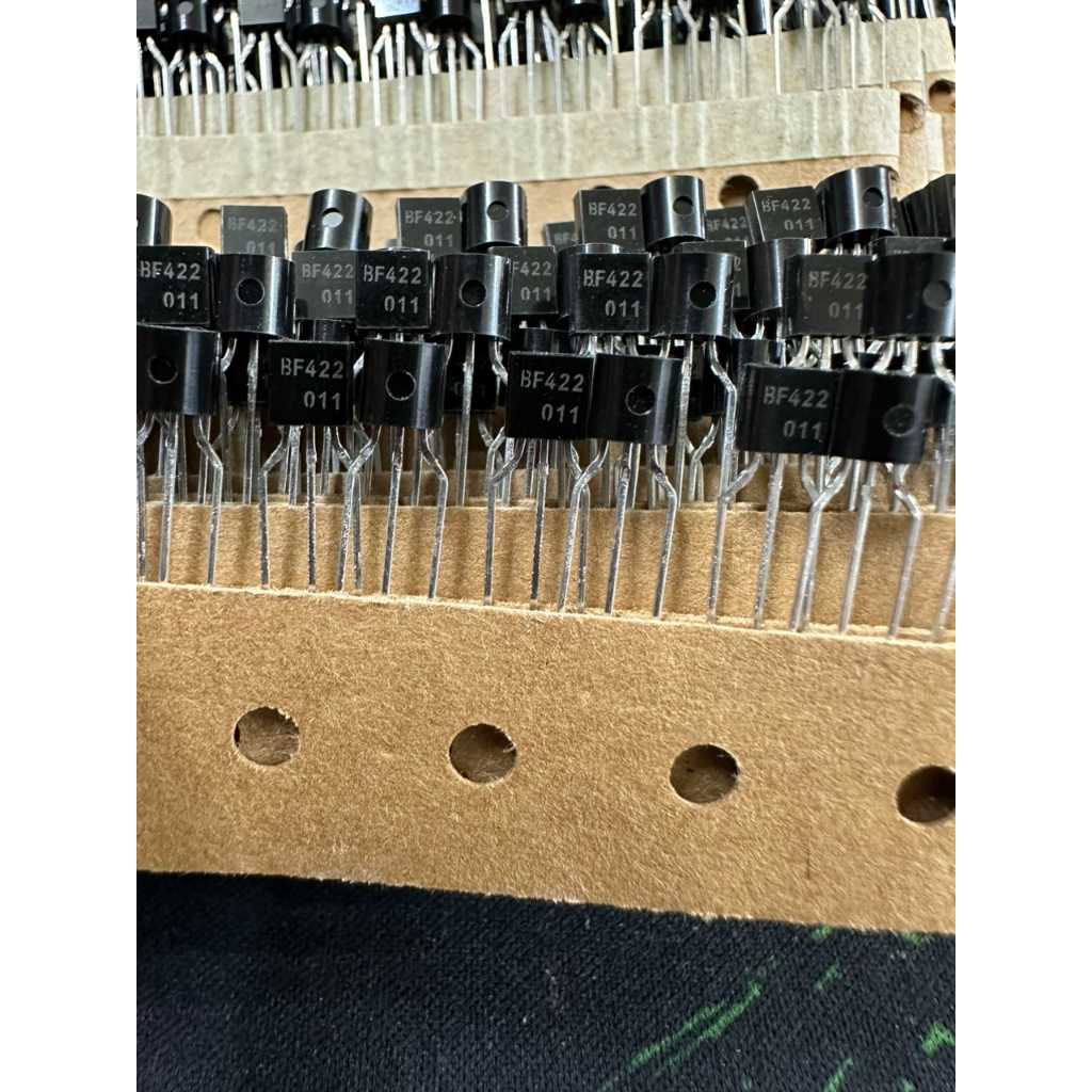 BF422 Combo 10con Transistor BF422 bf422 422 0.05A 250V NPN cắm To-92 ...