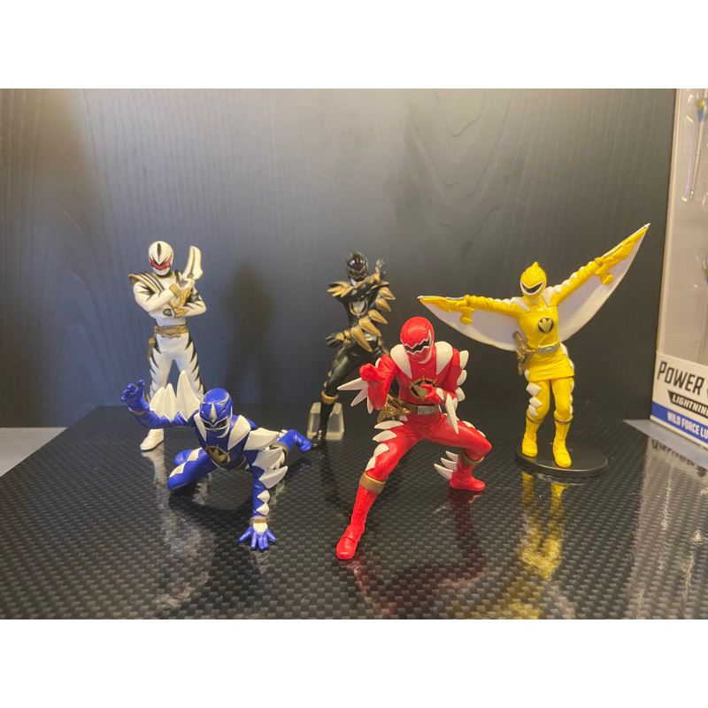 HG Abaranger, Figure Super Sentai các loại, Siêu nhân Khủng Long Sấm ...