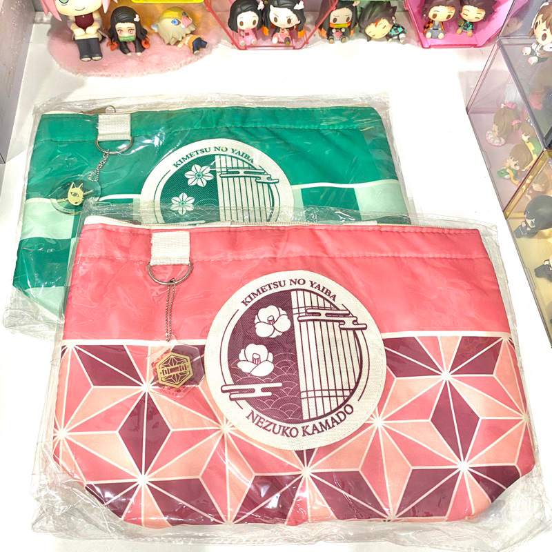 [CHÍNH HÃNG] Móc khóa cao su, huy hiệu và khăn Rengoku, Muichiro,Mitsuri Demon Slayer Kimetsu no ...