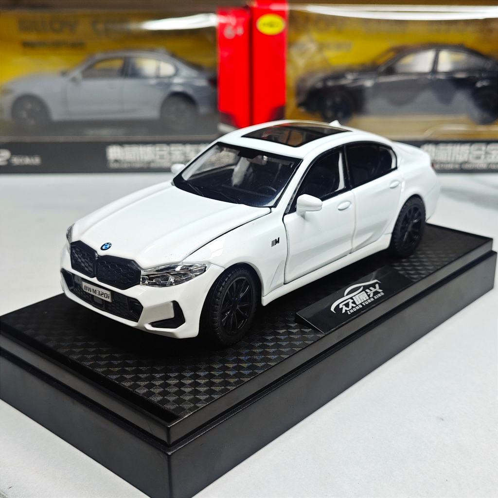 Mô hình xe ô tô BMV 320i tỉ lệ 1:32 hãng Urban có 3 màu full kính, đánh ...