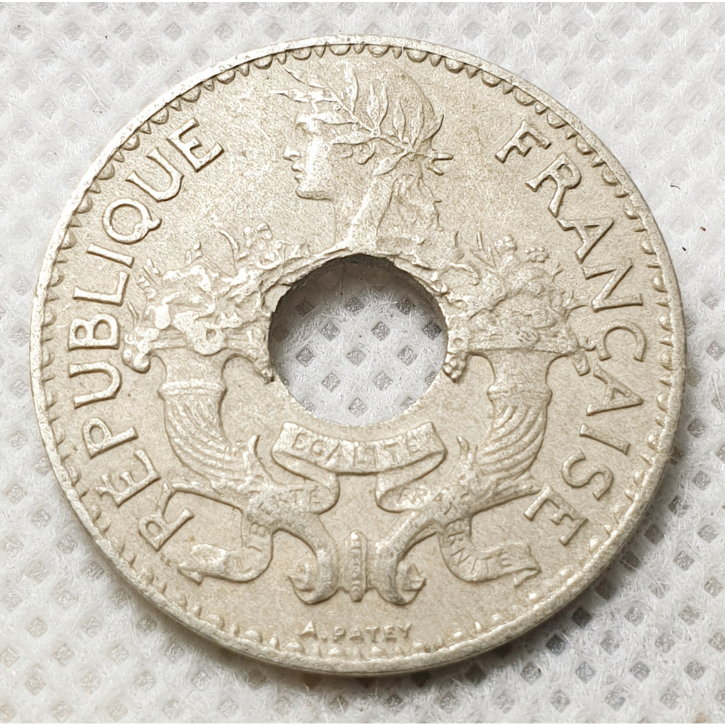 Đồng xu 5 Cent Nữ Hoàng thời kỳ Đông Dương 1939 | Shopee Việt Nam