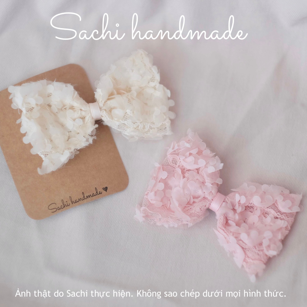 Nơ kẹp tóc voan hoa nổi 3D màu trắng kem/ hồng handmade by Sachi ...