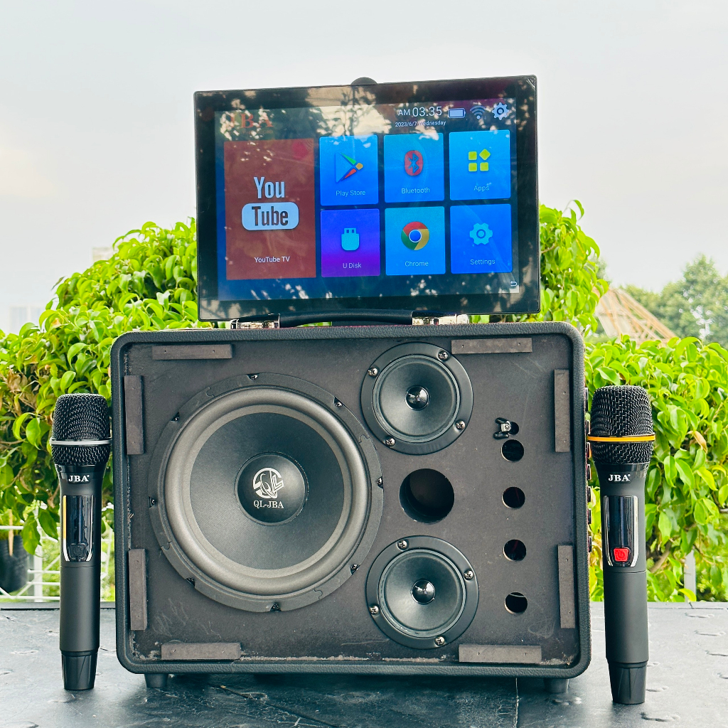 Loa Xách Tay karaoke JBA F33 sản phẩm đa năng tích hợp cùng màn hình ...