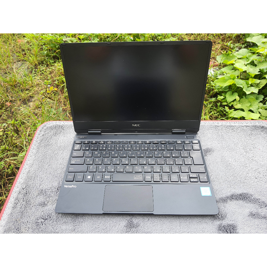 Laptop NEC VersaPro Core i5 8200Y/ RAM 8gb / SSD m2 128GB/ 12,5" FHD ...