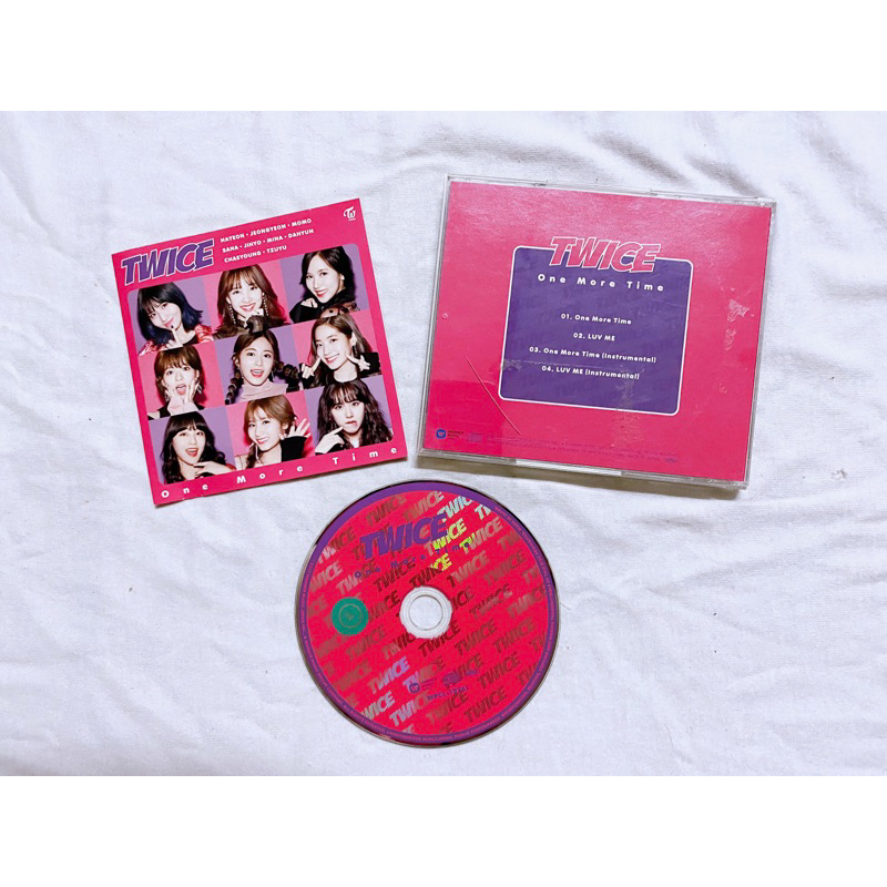 Twice Japan mini album One More Time ver A đã khui seal, đầy đủ đồ như hình gồm Cd và mini ...