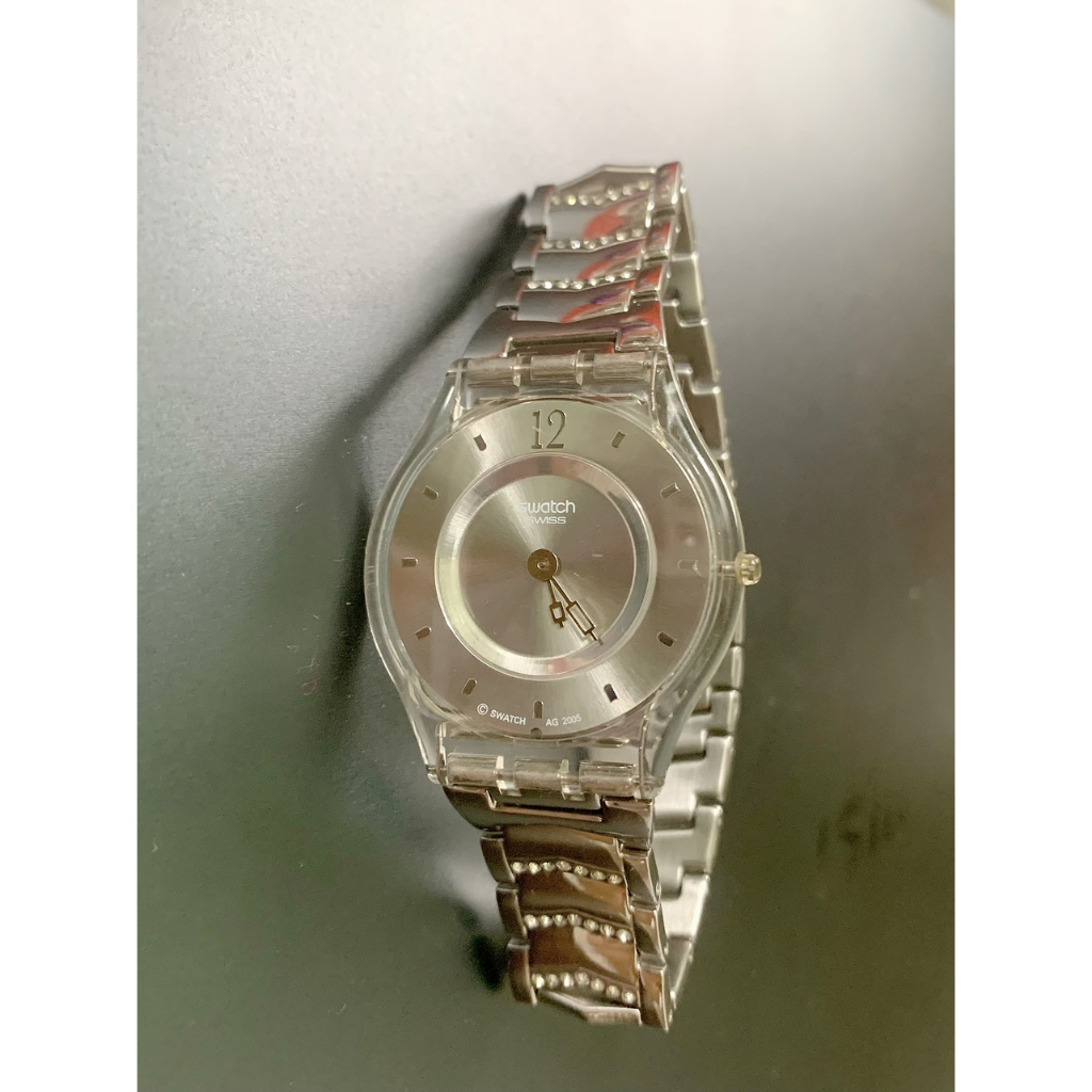 Đồng hồ nữ Swatch Wiss AG 2005 độc lạ, siêu mỏng chỉ 4mm hàng đã qua sử ...