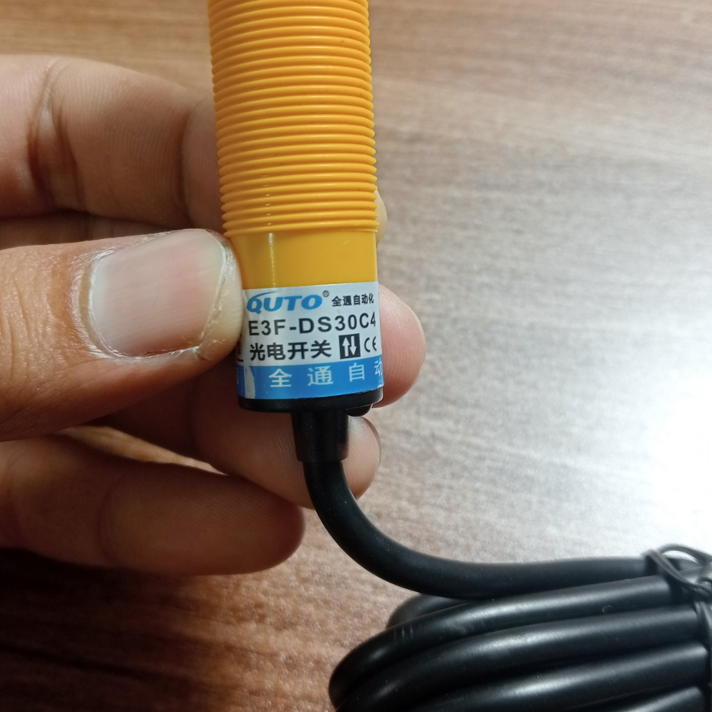Cảm biến quang, Sensor quang E3F-DS30C4-C2 NPN(NC-NO) 6-36VDC | Shopee ...