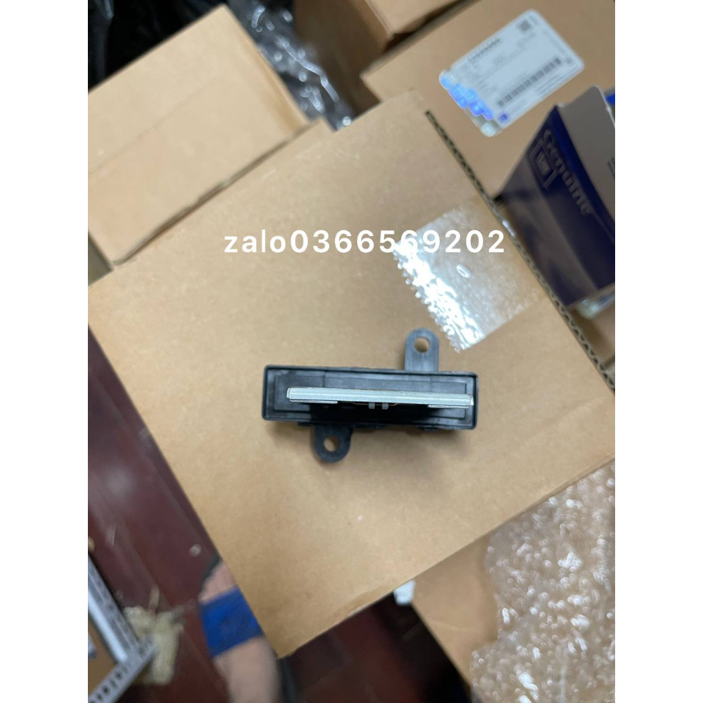 Biến trở quạt giàn lạnh Spark(Matiz 4) Gm:95462548 Chính hãng | Shopee ...