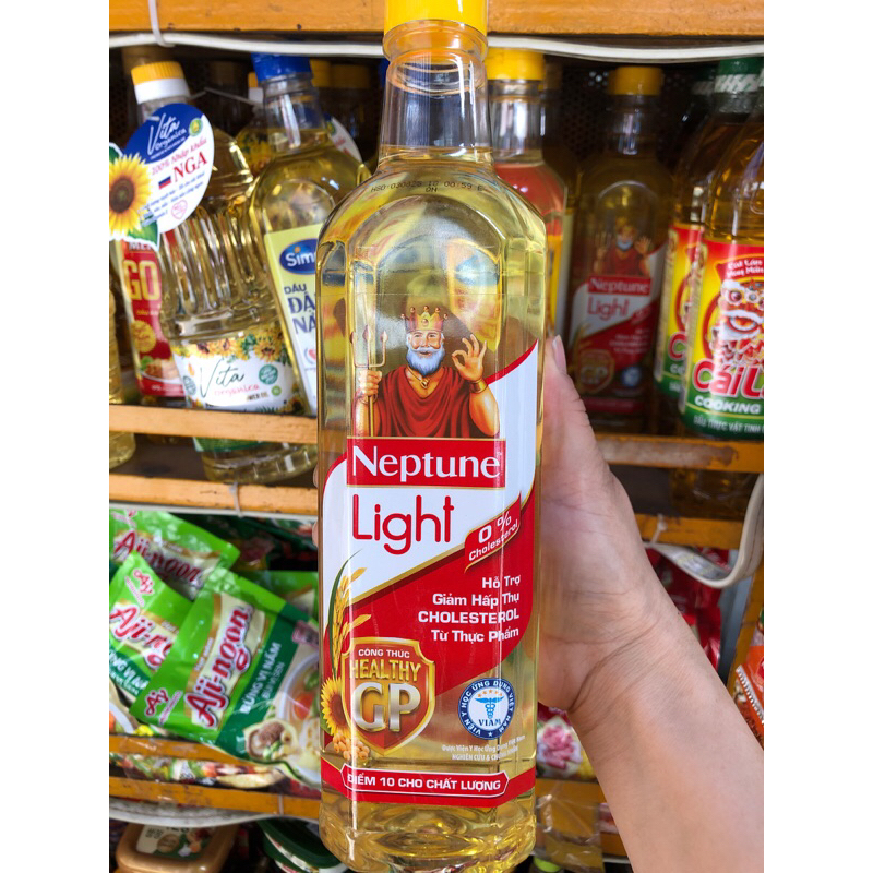 Dầu ăn Neptune Light không cholesterol, tốt cho sức khoẻ (Chai 1L 2L) | Shopee Việt Nam
