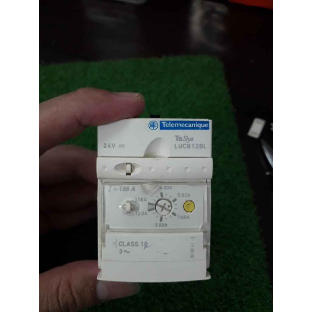 Bộ khởi động mô tơ LUCB12BL Schneider 3-12 A | Shopee Việt Nam