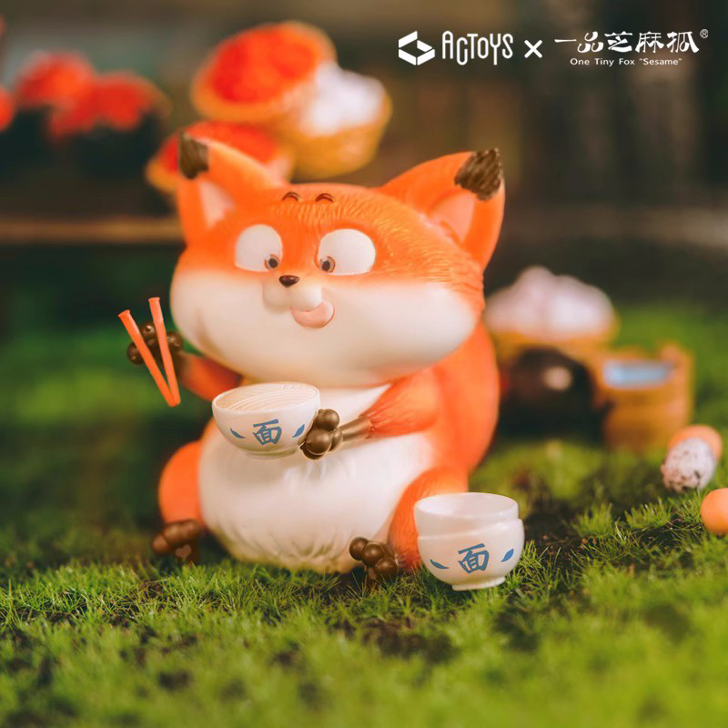 Blindbox one tiny Fox- mô hình bé cáo mê đồ ăn | Shopee Việt Nam