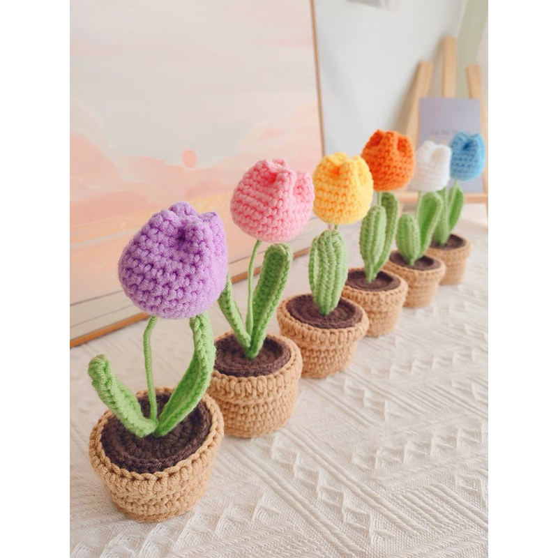 Chậu hoa tulip len 1 bông handmade (inbox shop chọn màu) | Shopee Việt Nam