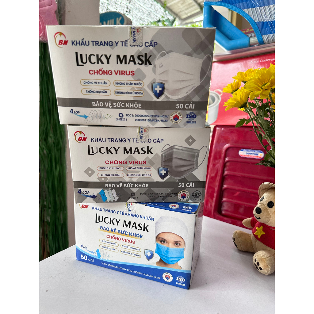 Khẩu trang y tế KHÁNG KHUẨN 4 lớp Lucky Mask ( 1 hộp 50 cái ) | Shopee ...