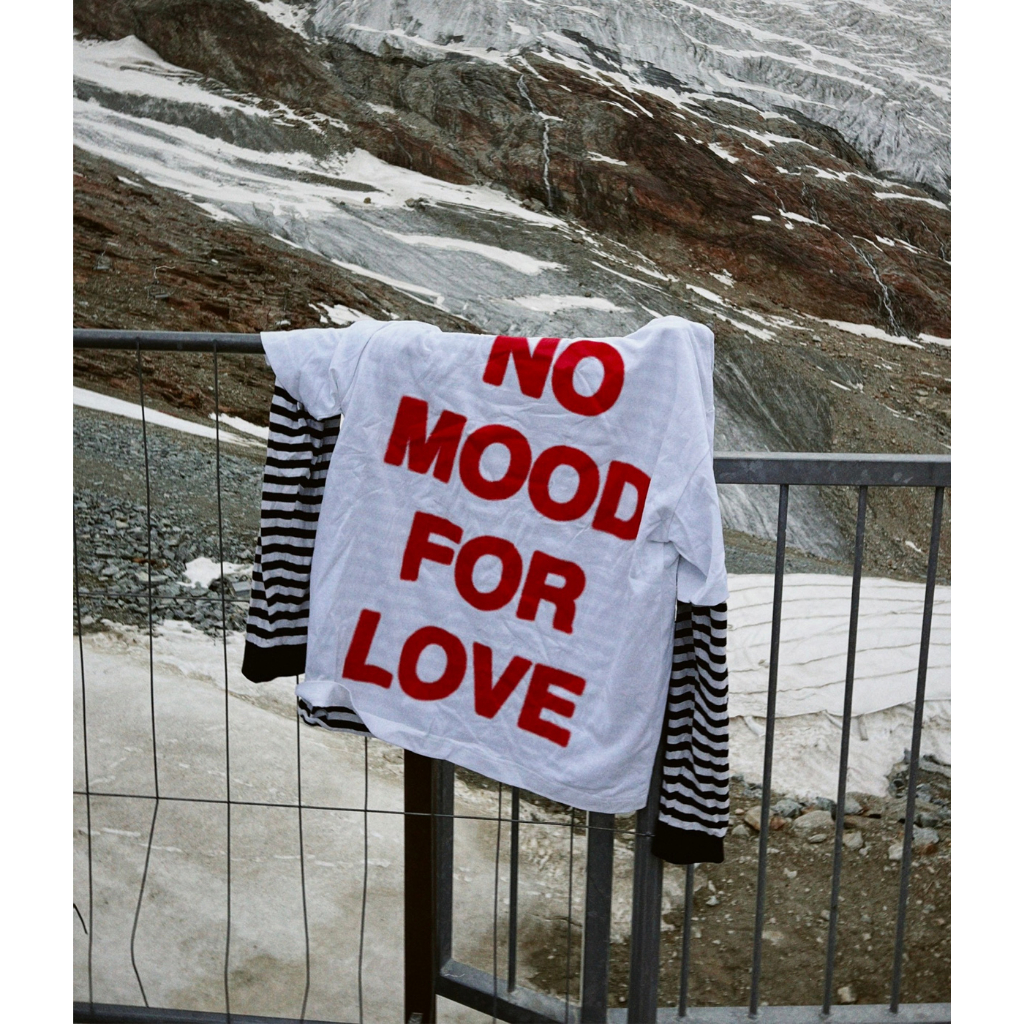 Áo Thun Ngắn Tay OFFONOFF NO MOOD FOR LOVE TSHIRT | Shopee Việt Nam