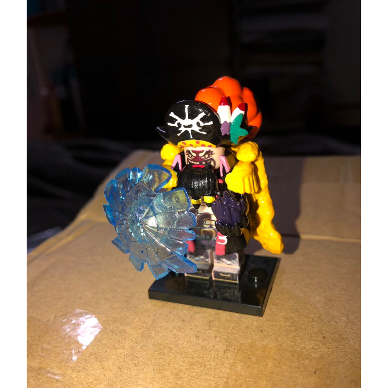 Lego custom minifigure: Râu Đen Marshall D Teach (One Piece) | Shopee ...