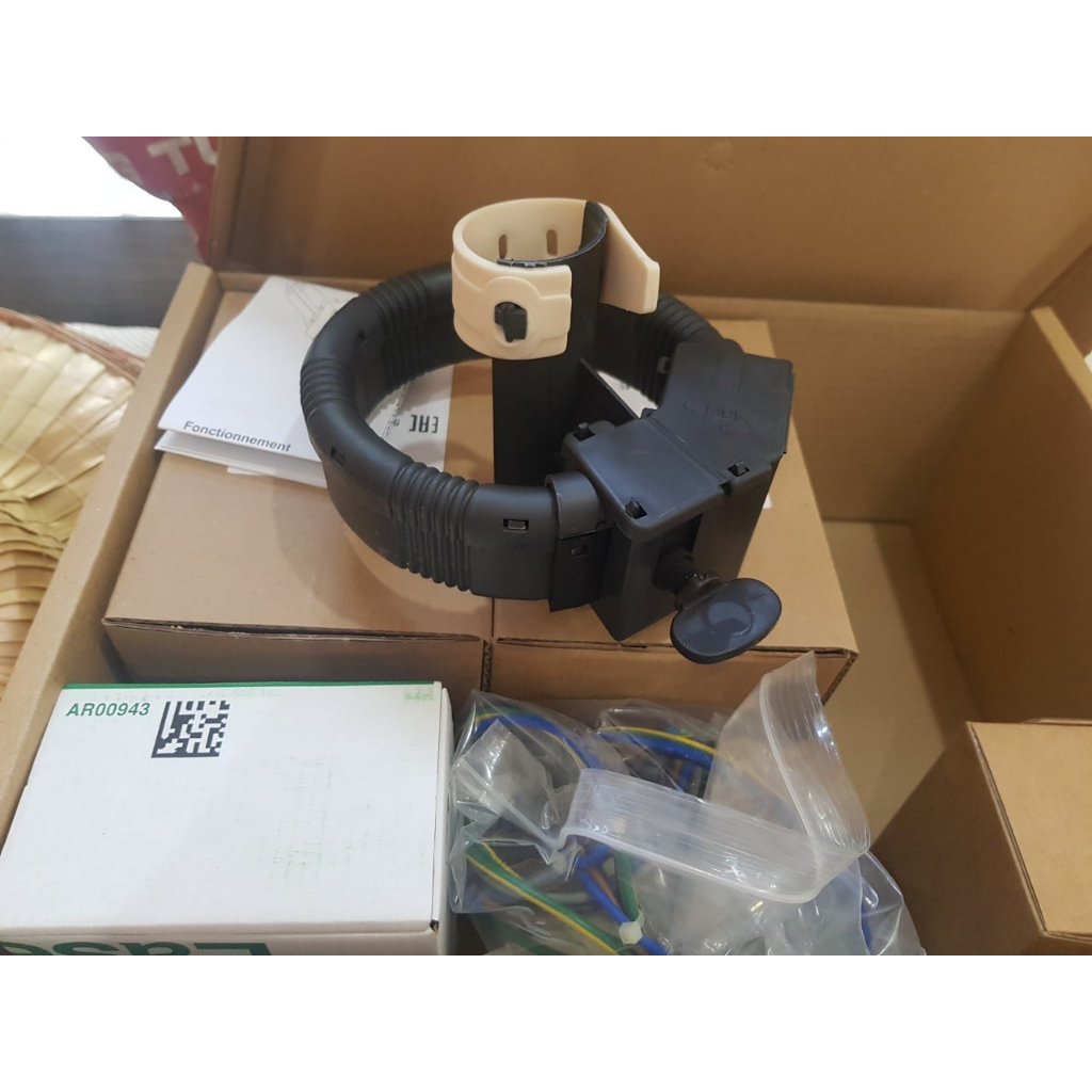 CT MF1 2200 Brand code 59963 Schneider biến dòng 2200/1 A | Shopee Việt Nam