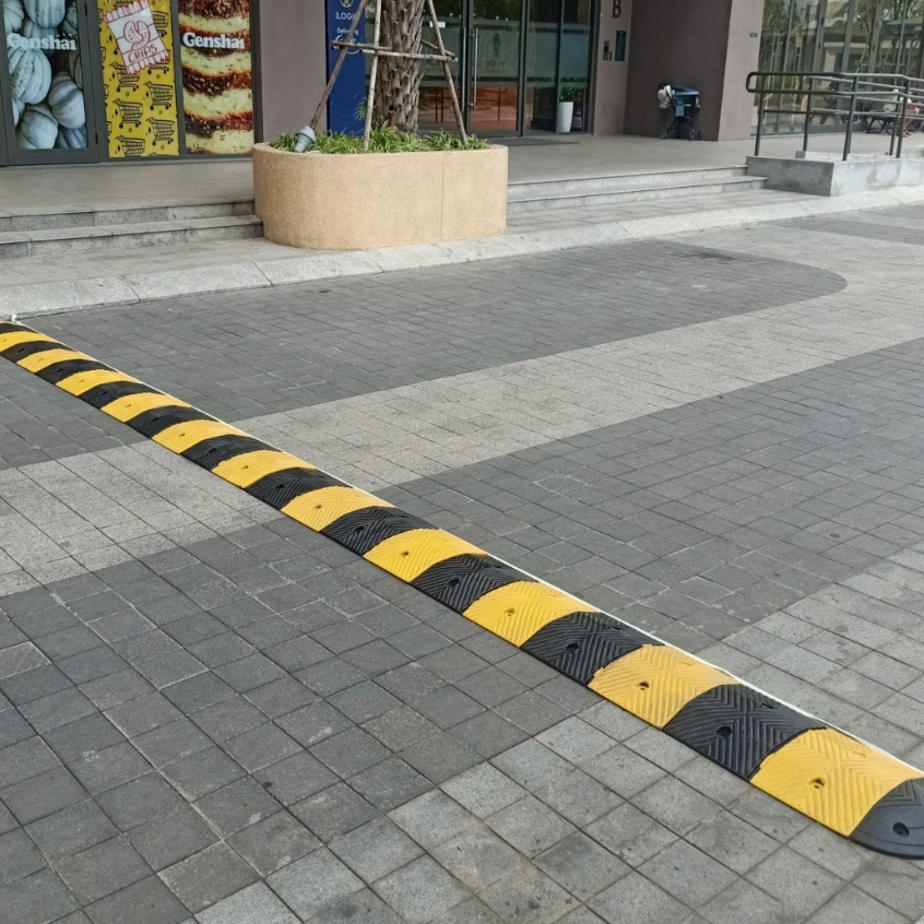 Gờ Giảm Tốc Cao Su Giảm Tốc Độ Cho Ô Tô Xe Máy | Shopee Việt Nam