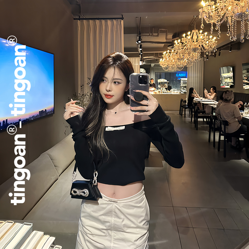 TINGOAN® - Áo len xù trễ vai đen đính nơ giữa LIM LIM TOP/BL | Shopee Việt Nam