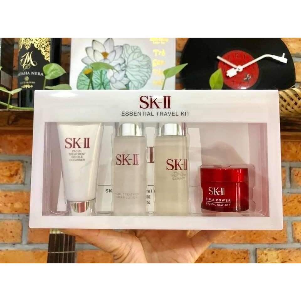 SET QUÀ 20/10 SKII 4 MÓN - Dưỡng Da SK-II ESSENTIAL TRAVEL KIT MINI Nhật Bản | Shopee Việt Nam