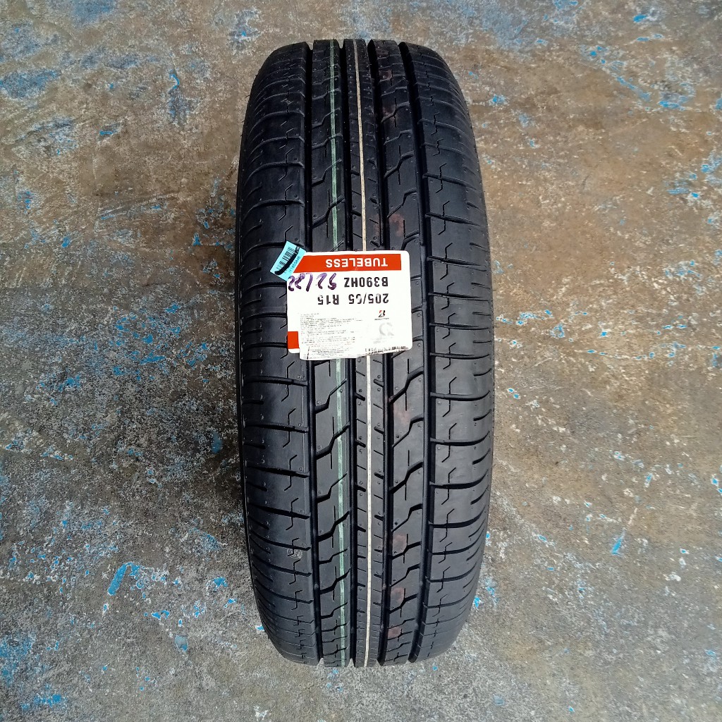 Lốp Bridgestone 205/65R15 B390 ( Toyota OE: Innova ) | Shopee Việt Nam