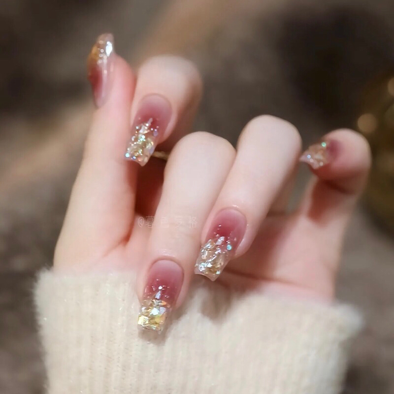 CiCin Nailbox / Móng úp Tone Thạch Hồng Ombre Giữa Nhũ Flash Vàng Đính ...