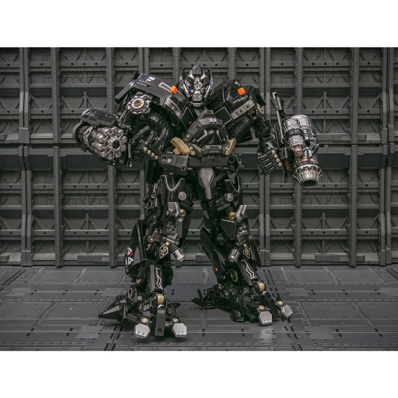 [HÀNG CÓ SẴN] Mô hình Transformer Ironhide M06 Blackapple | Shopee Việt Nam