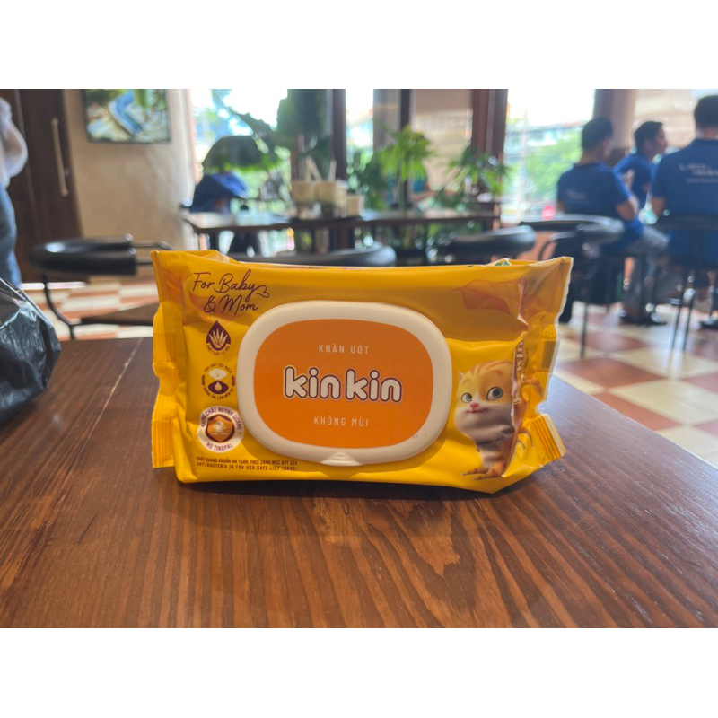 Khăn giấy ướt em bé Kin Kin 80 miếng / gói | Shopee Việt Nam