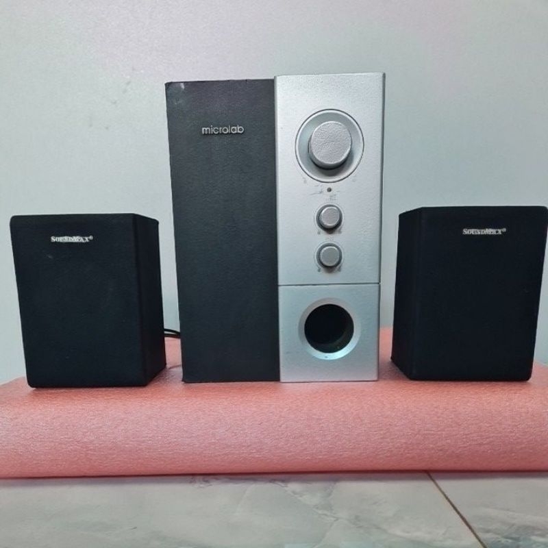 Cục sub vi tính MICROLAB ghép loa con SOUNDMAX chỉnh bass treble và ...
