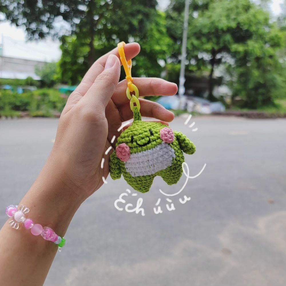 |Quà tặng| Bé ếch len xanh ~ LenVanie | Shopee Việt Nam